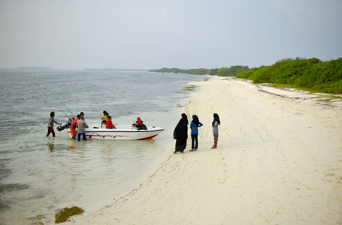 COVID-19: locals from Vashafaru, Molhadhoo under monitoring - The Edition