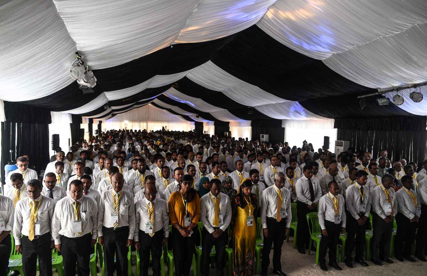 PHOTO GALLERY: MDP ge congress feshun | Mihaaru