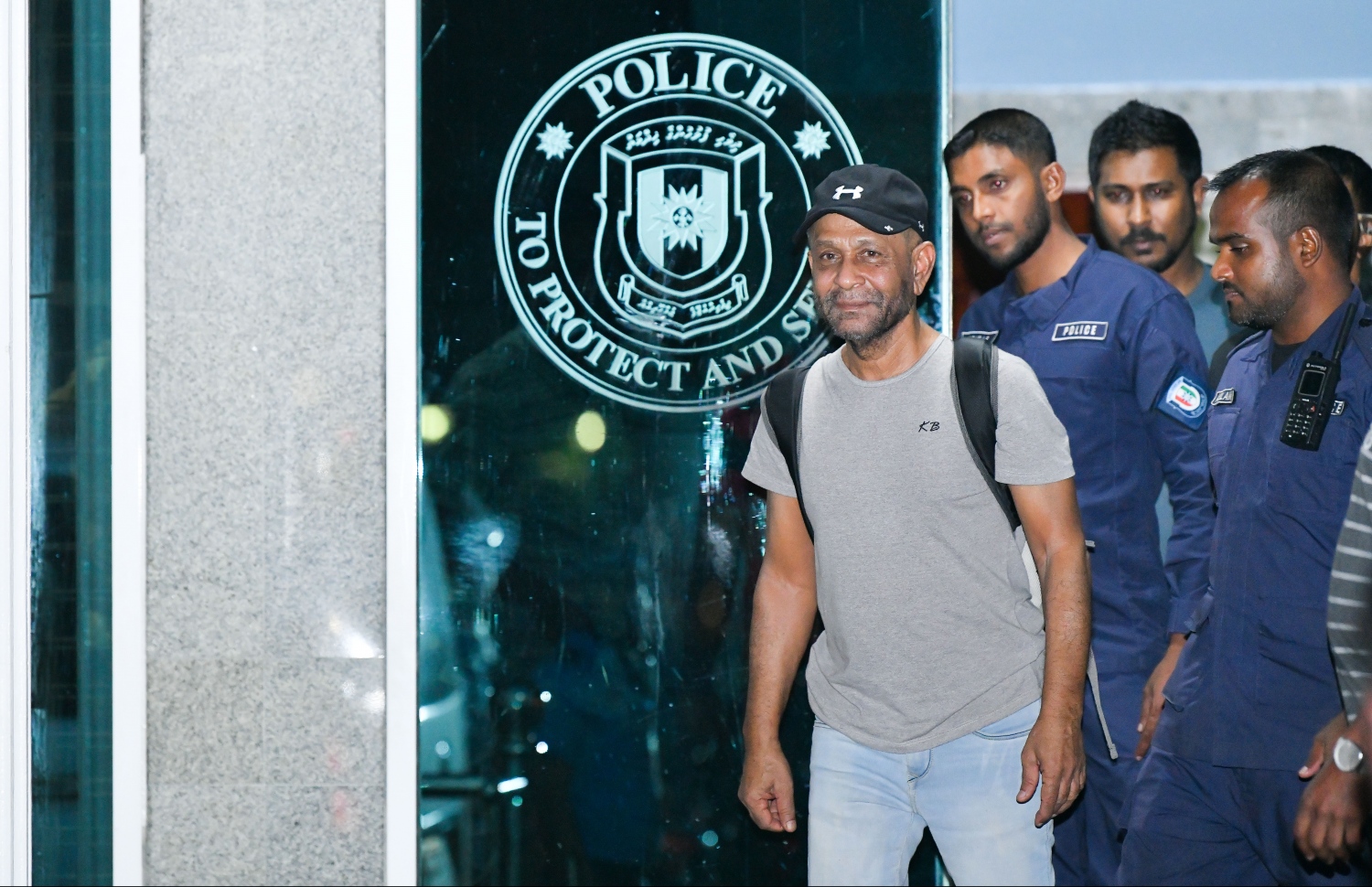 PHOTO GALLERY: Nov 3 ge meysthiriya Luthufee raajje genaun | Mihaaru