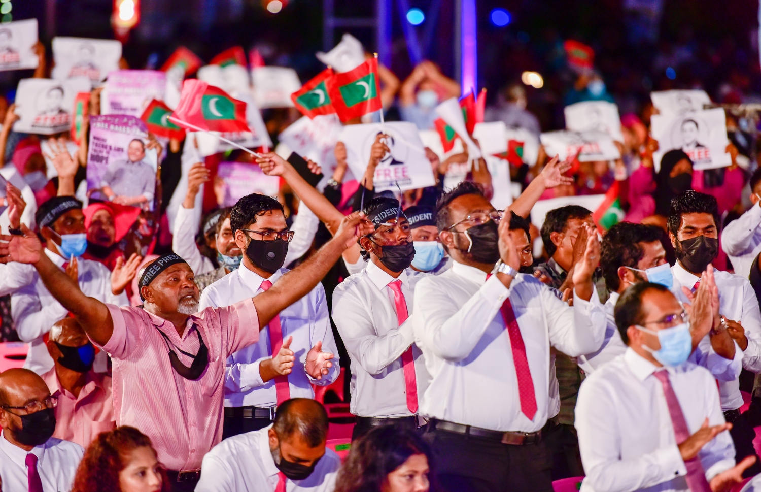 PHOTO GALLERY: PPM/PNC Coalition ge "Addana" jalsa | Mihaaru