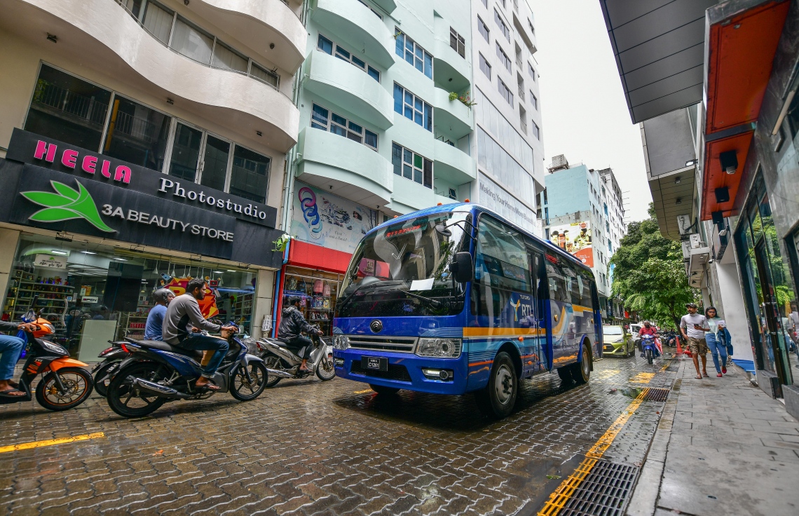 PHOTO GALLERY: Male gai mini bus ge dhathuruthah alun feshun. | Mihaaru