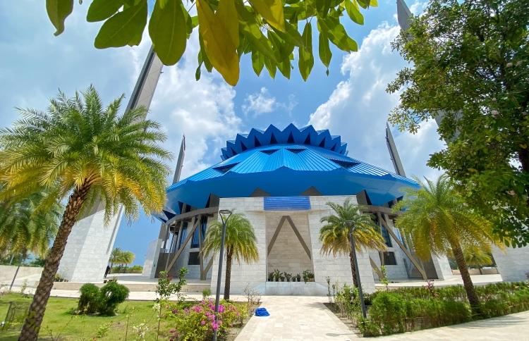 Saudi govt yet to confirm King Salman Mosque opening date: Minister ...