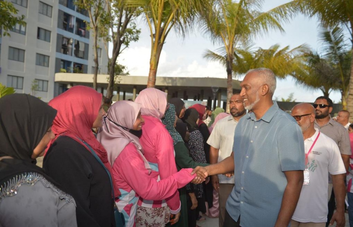 PHOTO GALLERY: Muizz ge furathama riyaasee campaign | Mihaaru