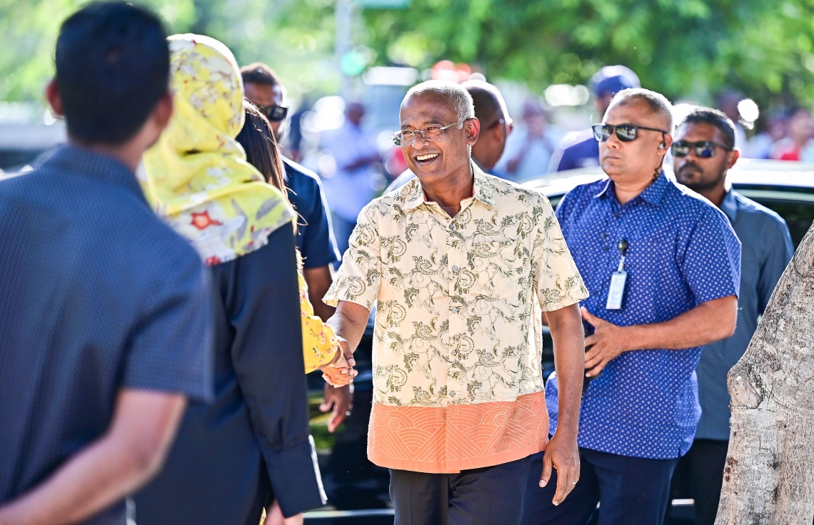 PHOTO GALLERY: "Ufaaveri anhenun" Raees aaeku beyvvi sai | Mihaaru