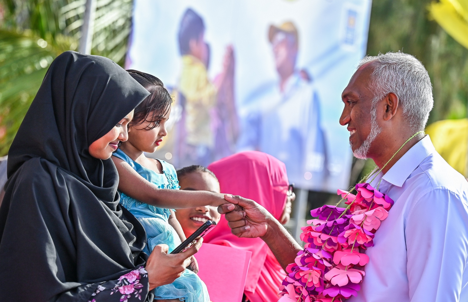 PHOTO GALLERY: Dr Muizzu noonu atoll ah kurehvi campaign dhathuru | Mihaaru