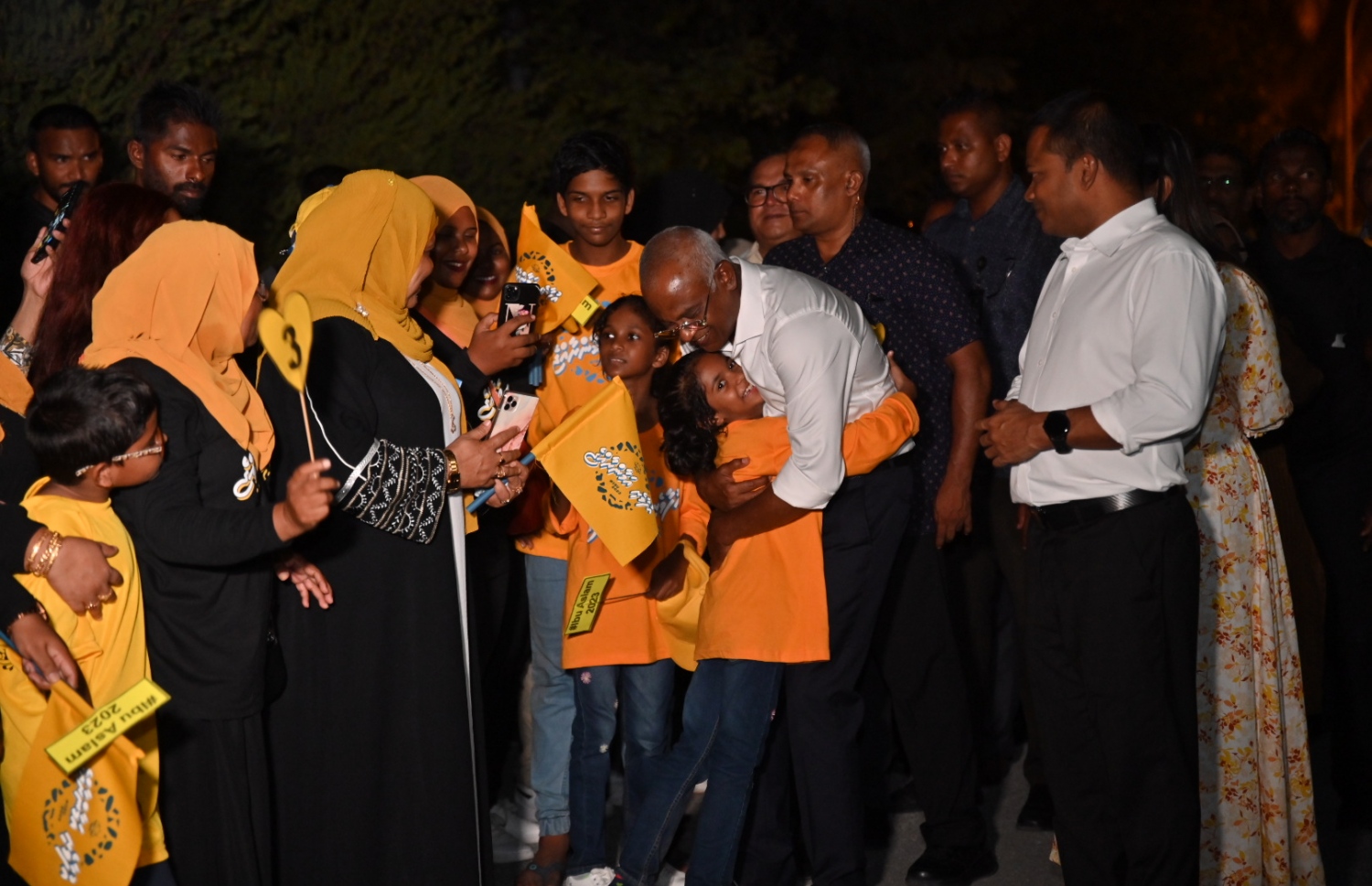PHOTO GALLERY: Addu inn raees ah thaareehee hoonu marukhaba eh | Mihaaru