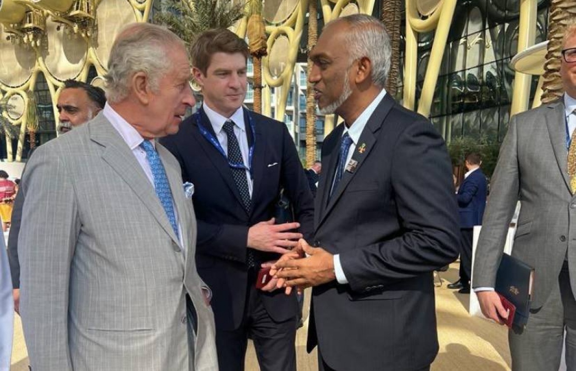 Raees Dr. Muizzu, Rasgefaanu charles aa bahdhal kuravvaifi | Mihaaru