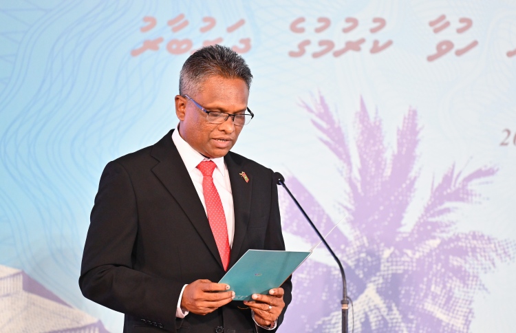 Will give no room for discord with the Government: Mayor Azim