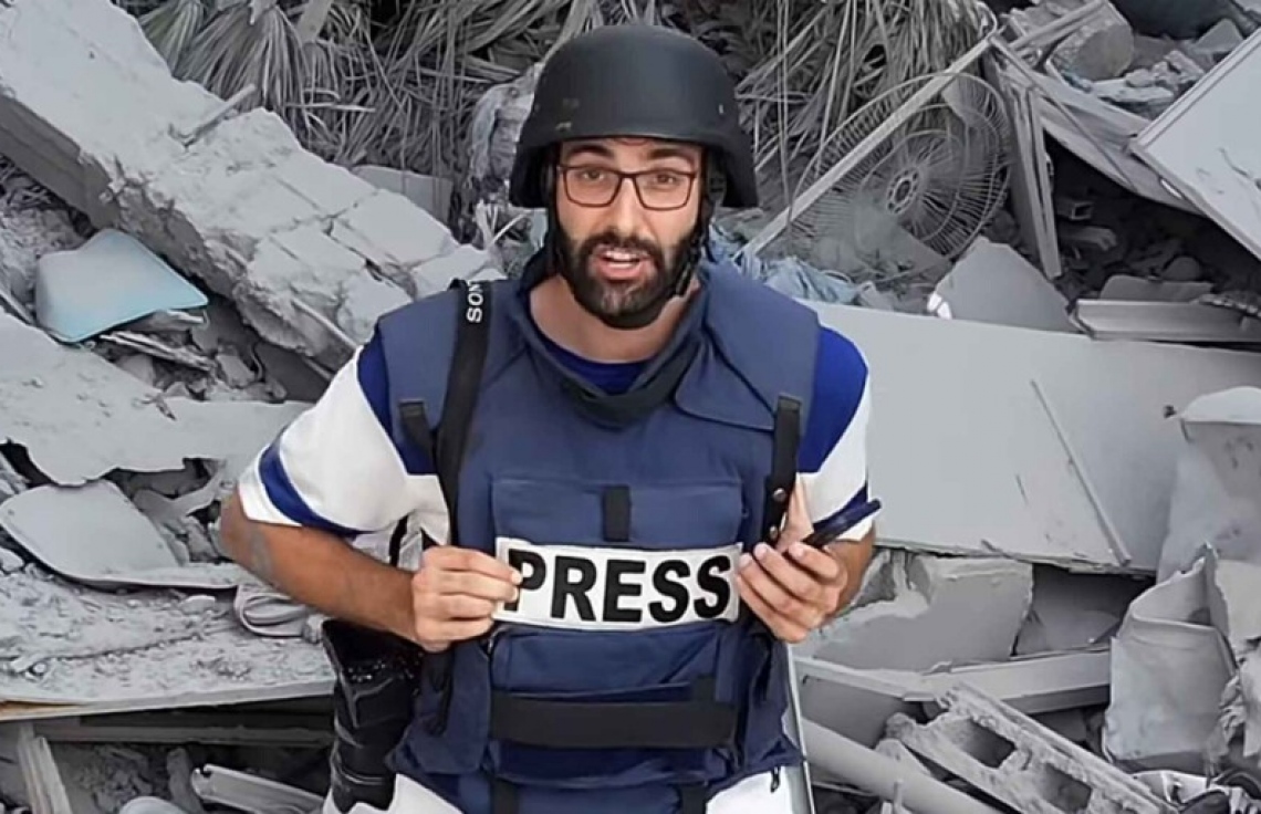 Photographer Motaz Gaza dhookoh Qatar ah | Mihaaru