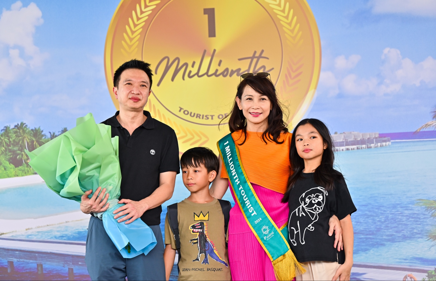 PHOTO GALLERY: Mi aharuge 1 million vana tourist ah maruhabaa kiyun ...