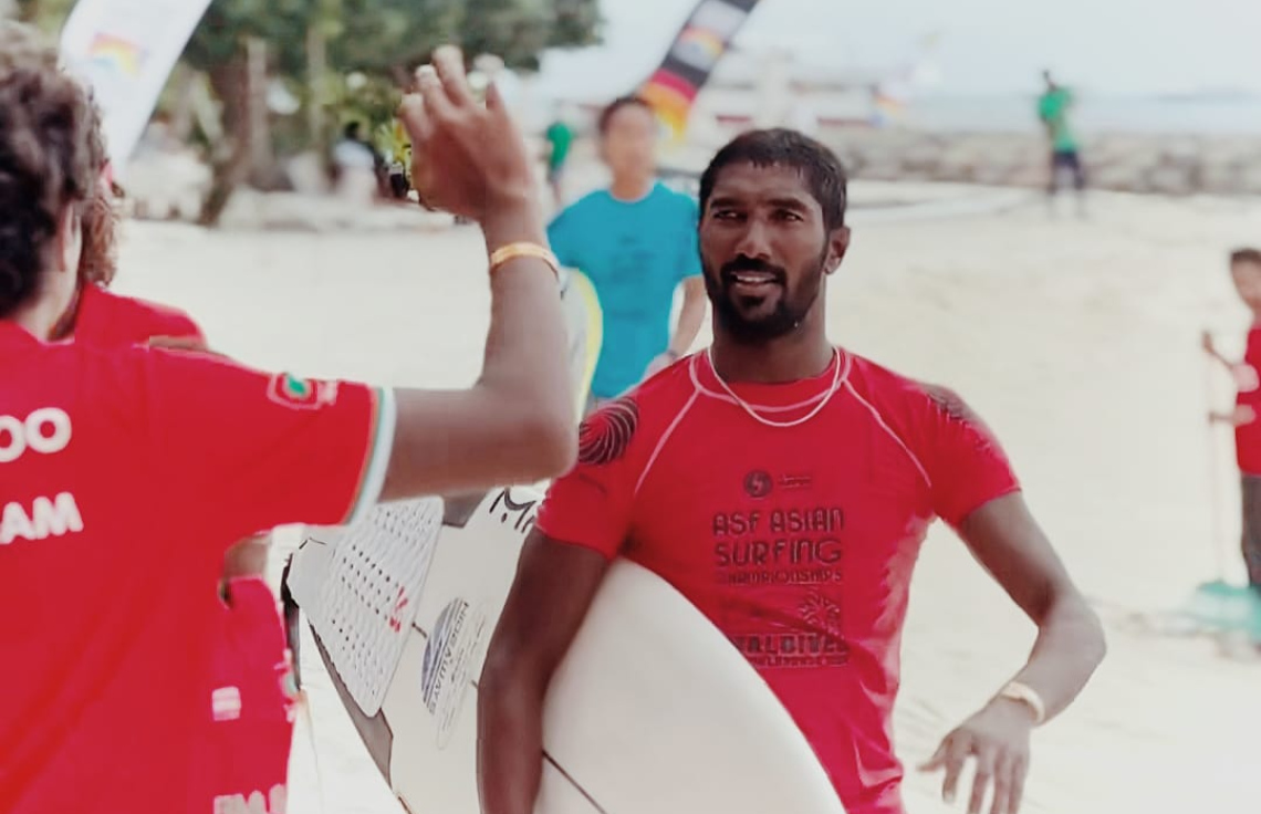 Hoodh wins first round heats and advances to third round in Asian ...