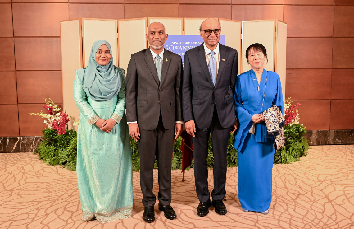 PHOTO GALLERY: Raees Muizzu ge Singapore dhathurufulhu | Mihaaru